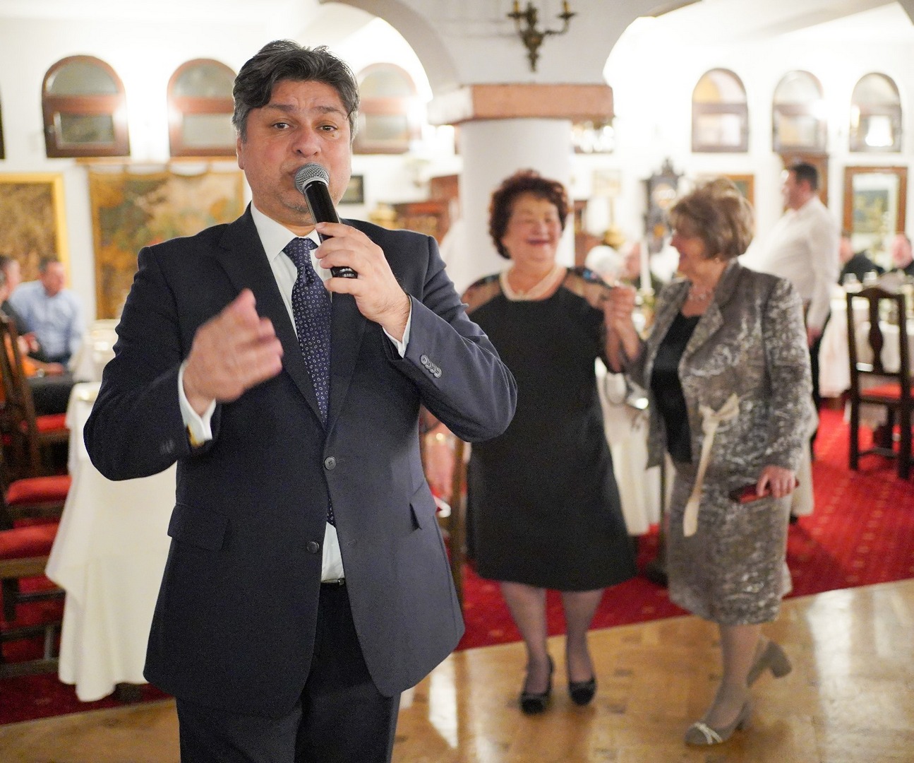 Tăierea moțului – un prag al vieții trecut la Jariștea Locantă ...